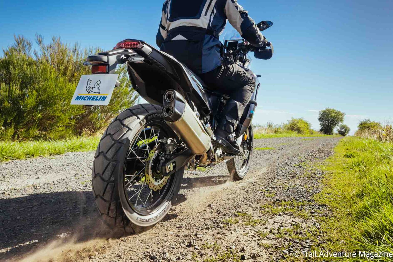Michelin Anakee Adventure 2 : un nouveau pneu trail à l'orientation ...
